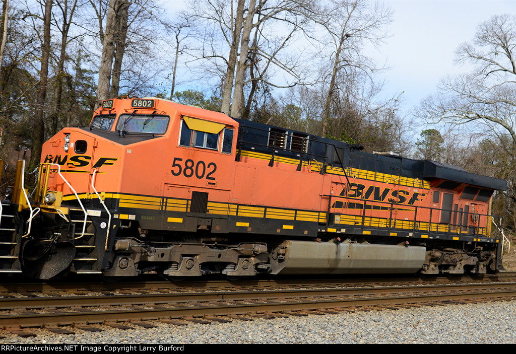 BNSF 5802